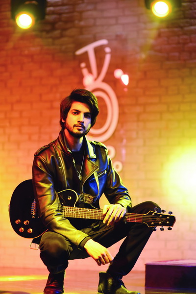 Abdullah Qureshi Drops New Single in Collaboration with Eahab Akhtar ...
