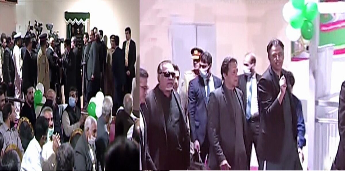 PM inaugurates 100,000 tons PVC Plant of Engro Polymer & Chemicals ...