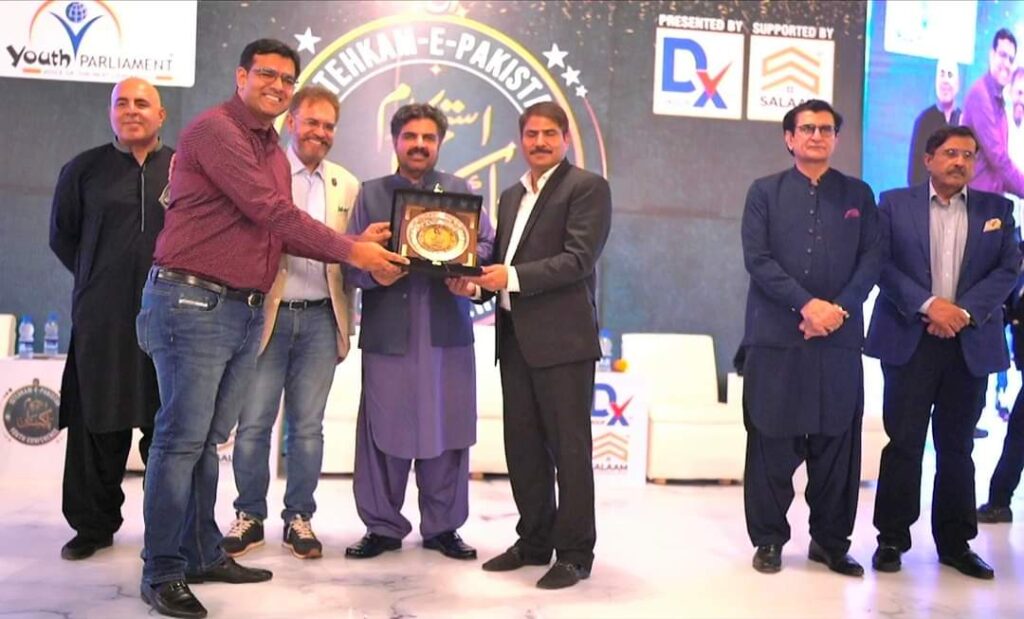 Kapeel Kumar Honored with Istehkam-e-Pakistan Award – Daily The Azb