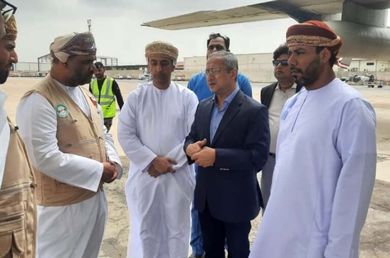 Sultanate of Oman's C-130 carrying relief items reach Karachi – Daily ...