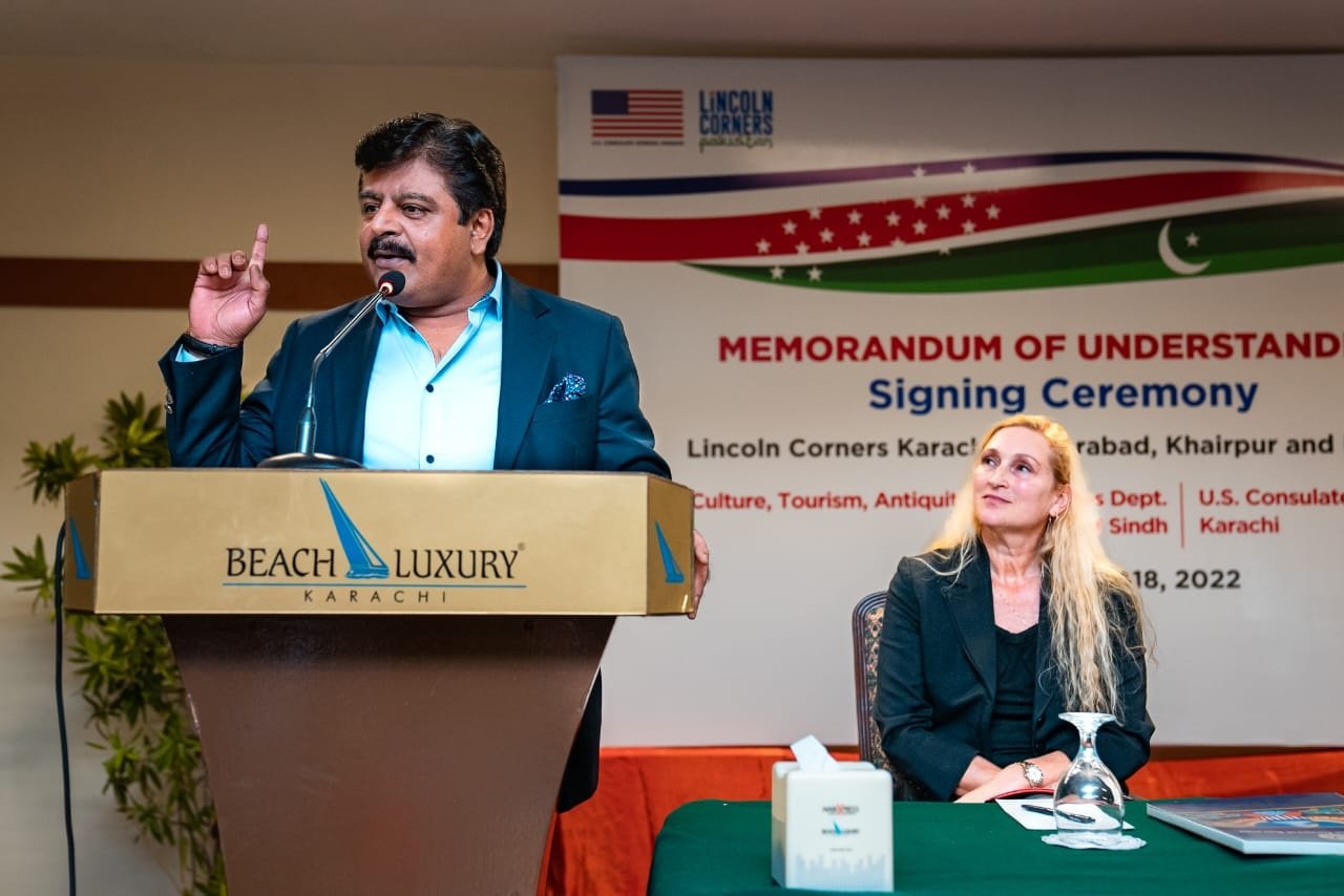 US Consul General renews MoU for Lincoln Corners with Sindh Ministry of ...