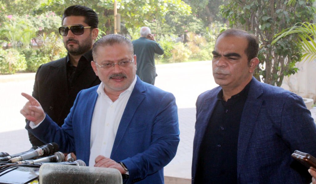 What issue actress Sunny Leone face in India? – Daily The Azb