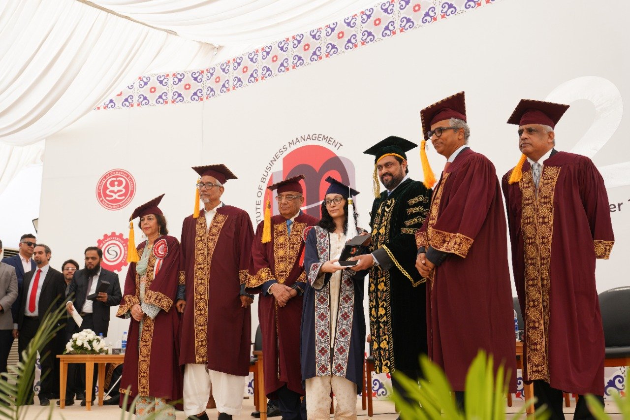 IoBM Celebrates 25th Annual Convocation; 1374 Degrees Awarded. – Daily ...