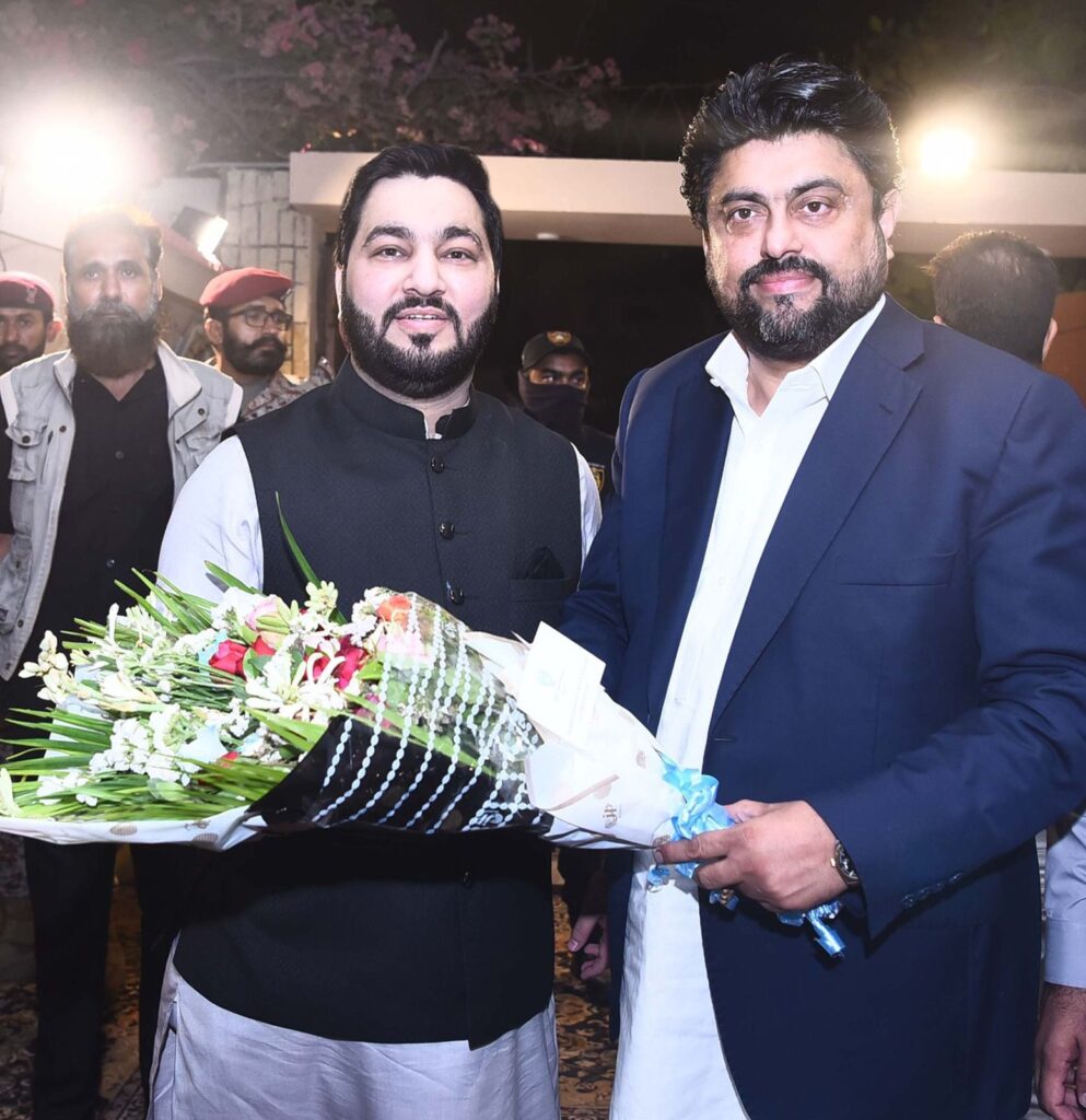 Ozair Essani hosted sehri dinner in honour of Governor Sindh.