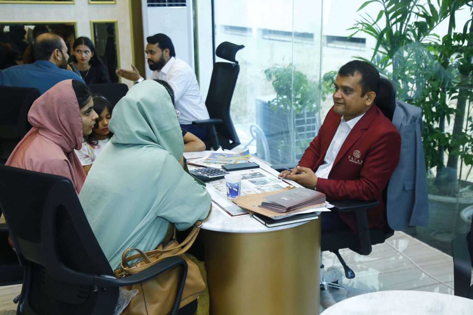 Discover Falak Naz Majesty in Karachi!