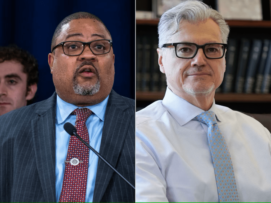 Spencer Gear Indicted on 22 Counts for Threatening Federal